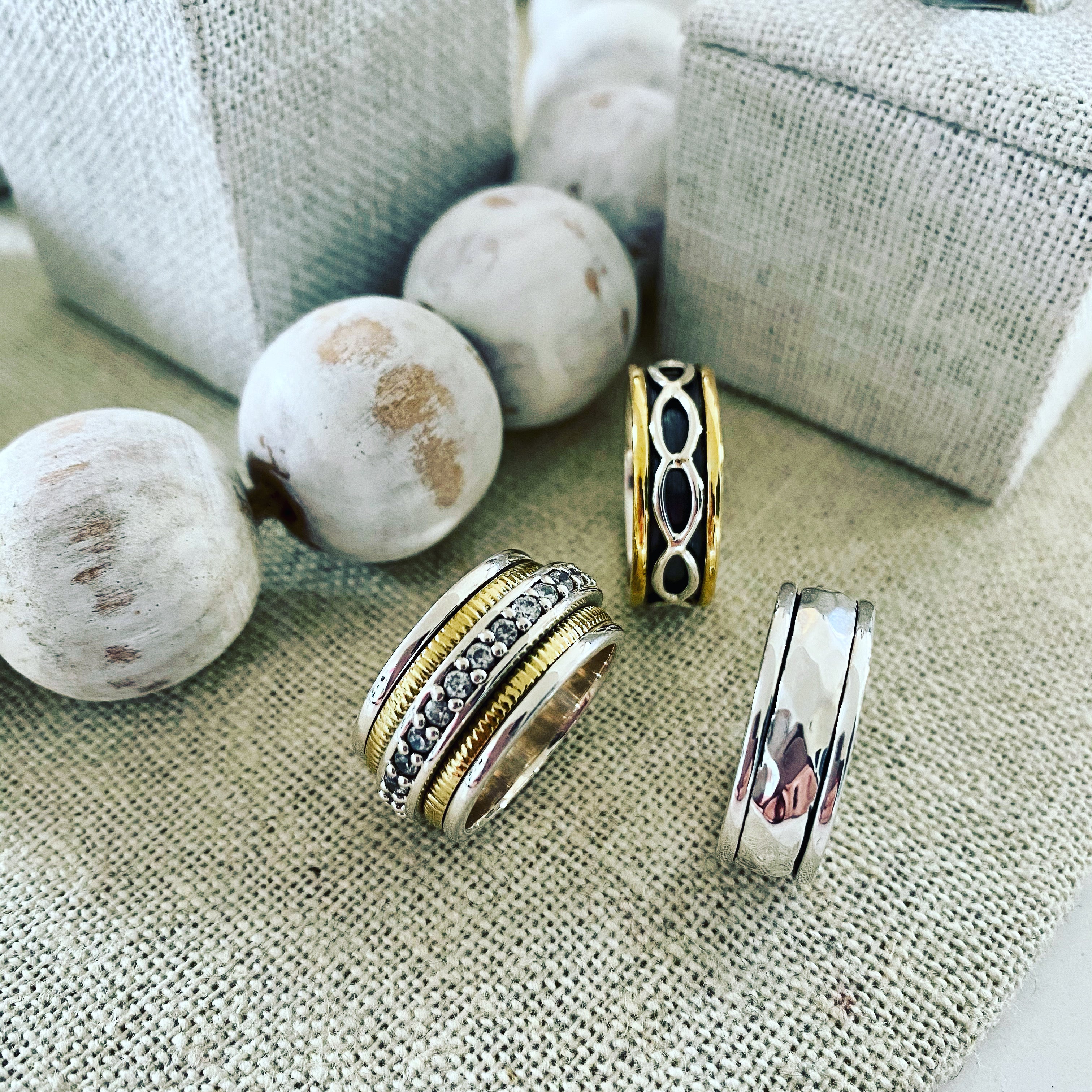 Men's Rings – Mitton's Jewellers